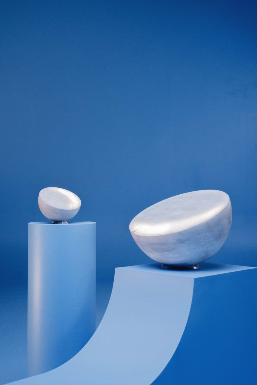 MOON shows the moonphase — in real time – A.D.U. International